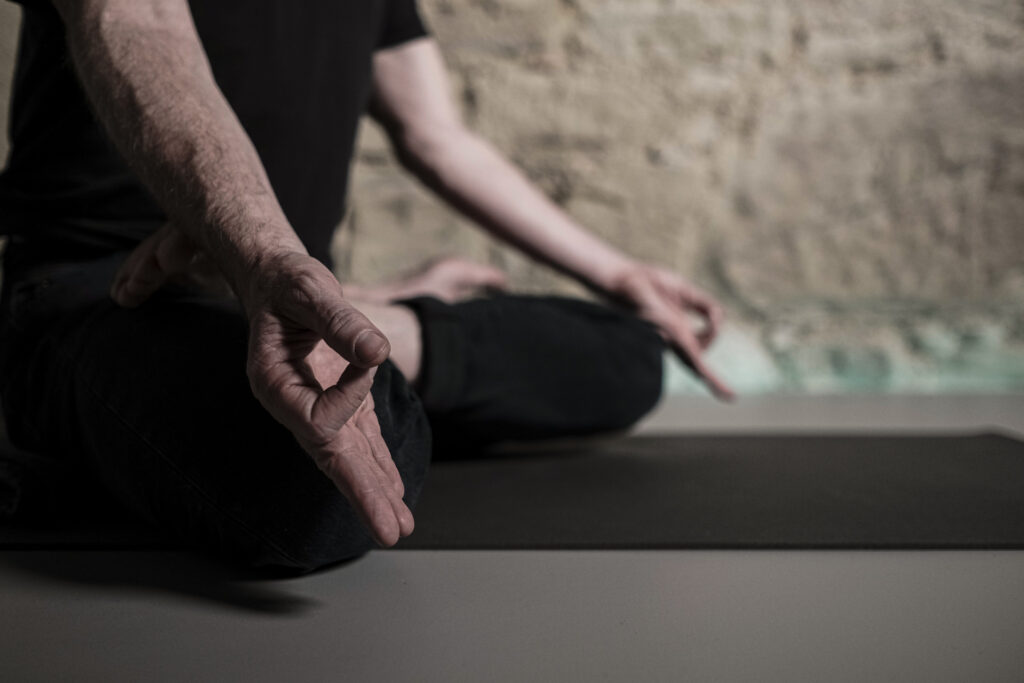 contact • svarupa yoga